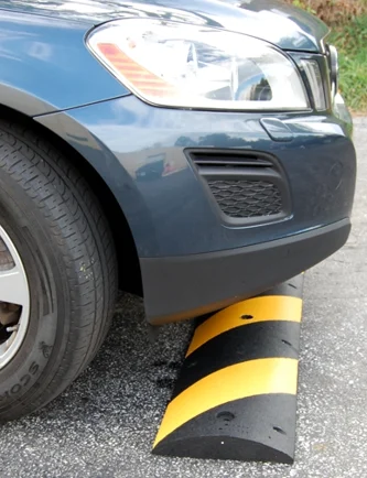 6' Heavy-Duty Rubber Speed Bump | SBR6HDR | Airport Safety Store
